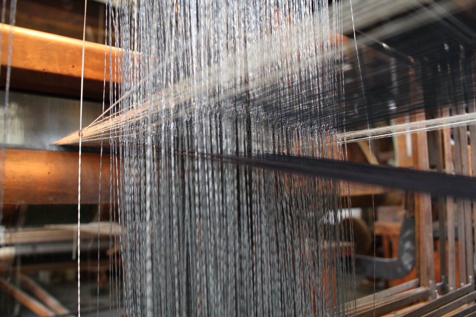 Professional Velvet Weaving - Refashioning the Renaissance